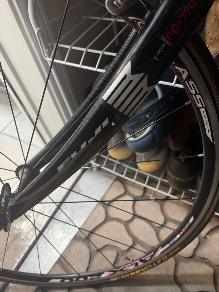 Fuji CCR-3 Road Bike Carbon Fiber Black Gold 700C Shimano STI – A-Class ...