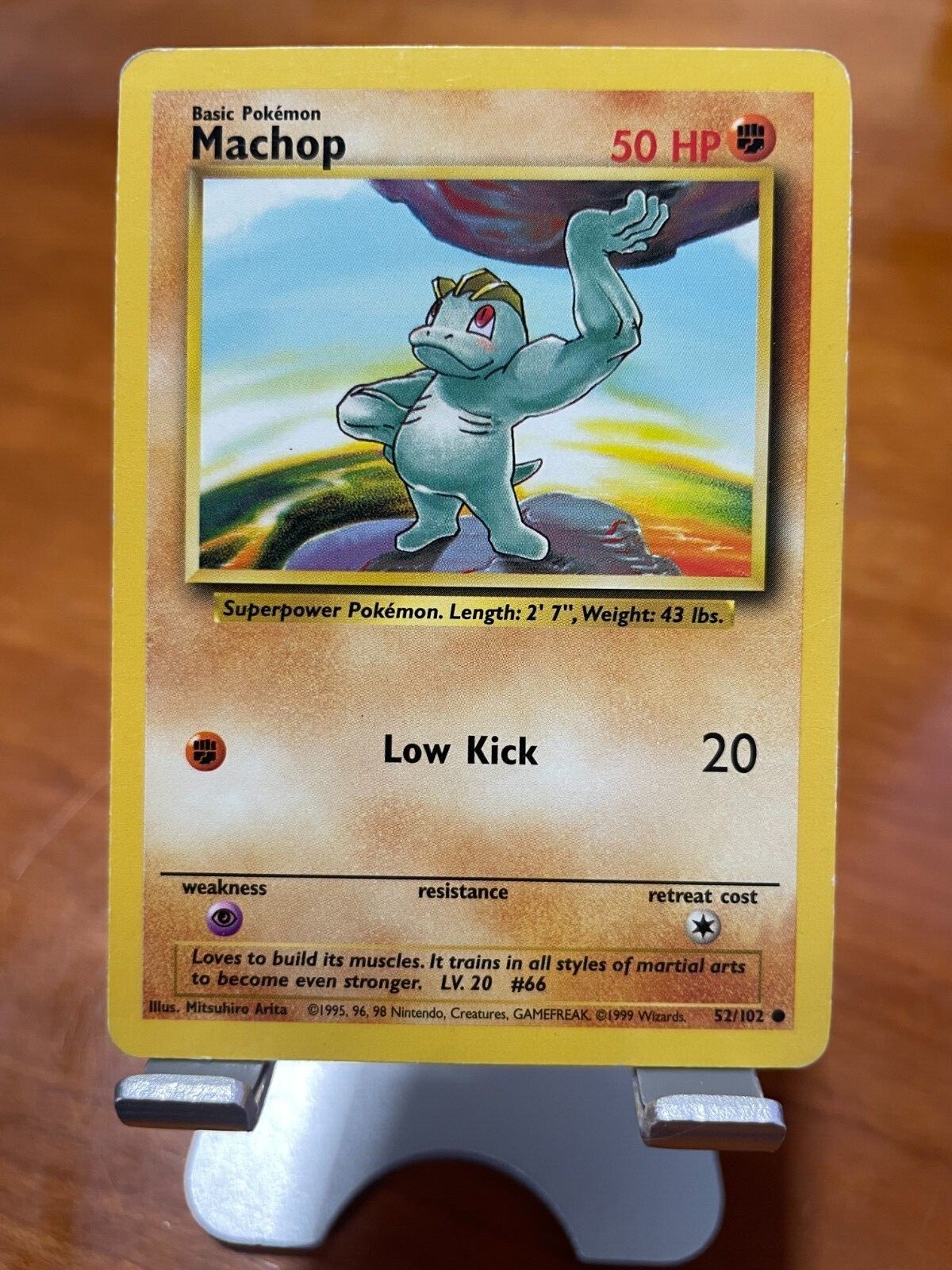 Machop Pokemon Base Set Common Card (52/102) Very Light Play Condition ...