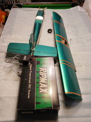 Vintage Ripmax Futuba M6 R/C System And Large Remote Control Plane ...