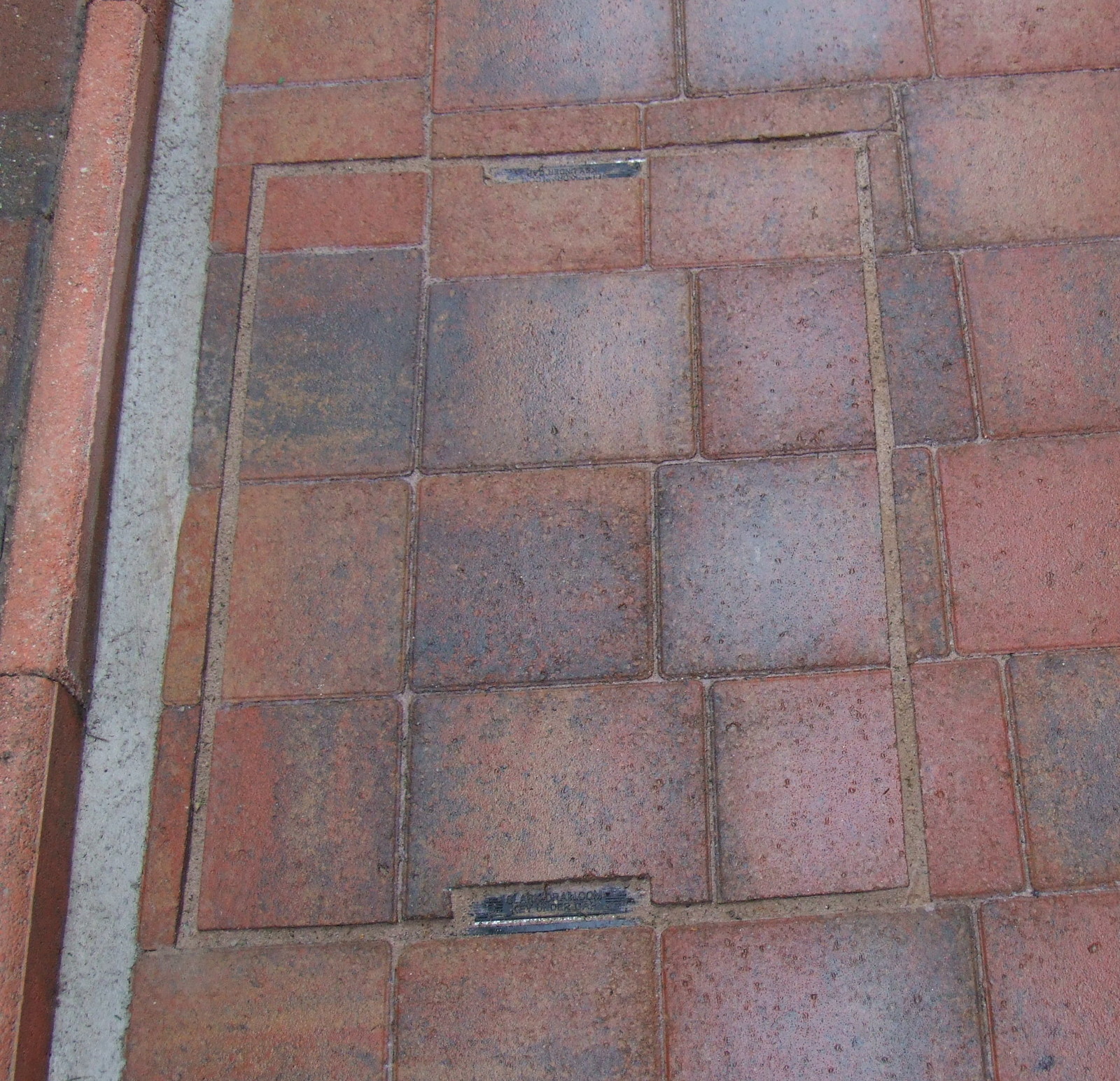 Block Paving Recessed Manhole Cover and Frame 600 x 450 x 80mm CD 790R ...