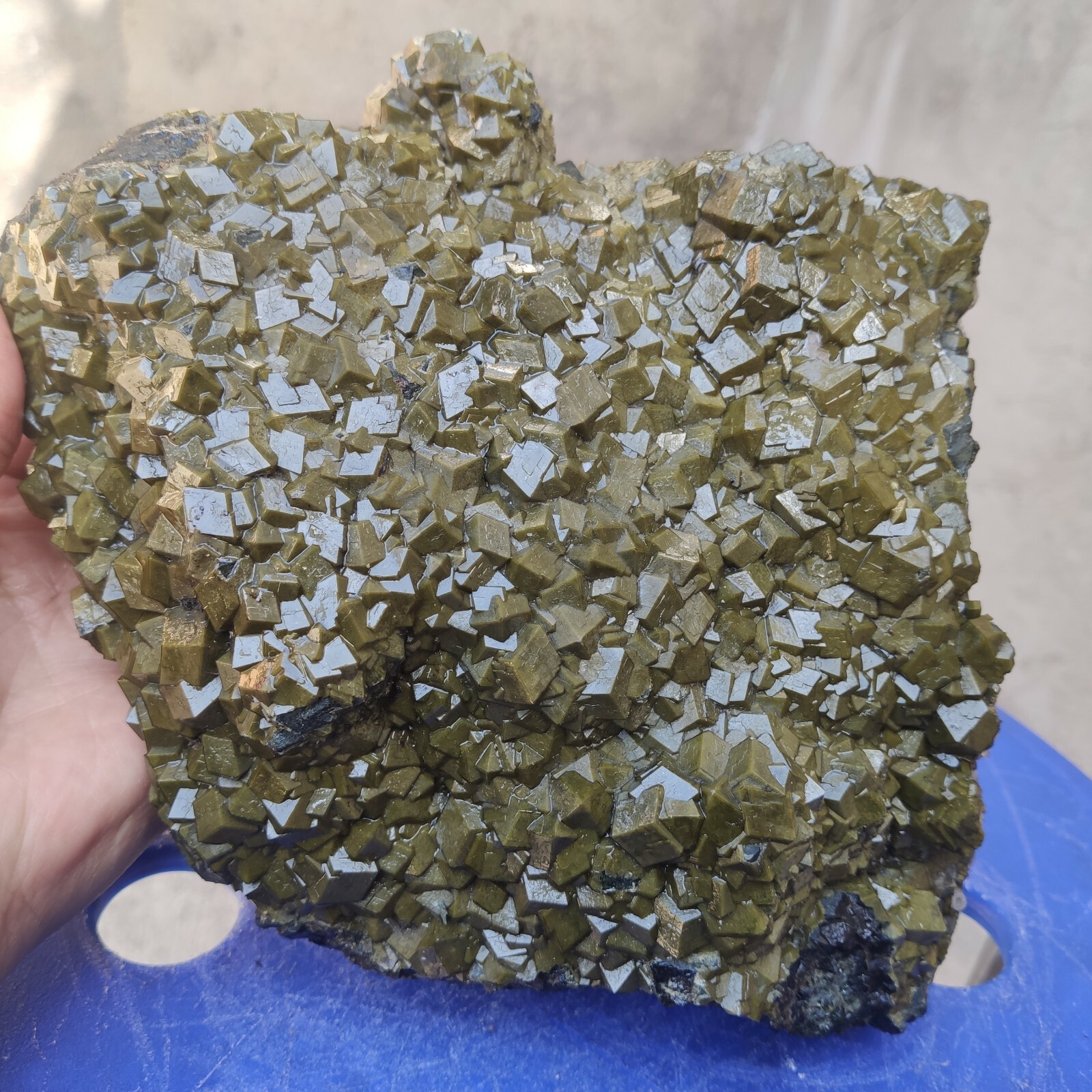 11.2LB Natural rare ! Yellow trapezoidal garnet, matrix specimen, Inner ...