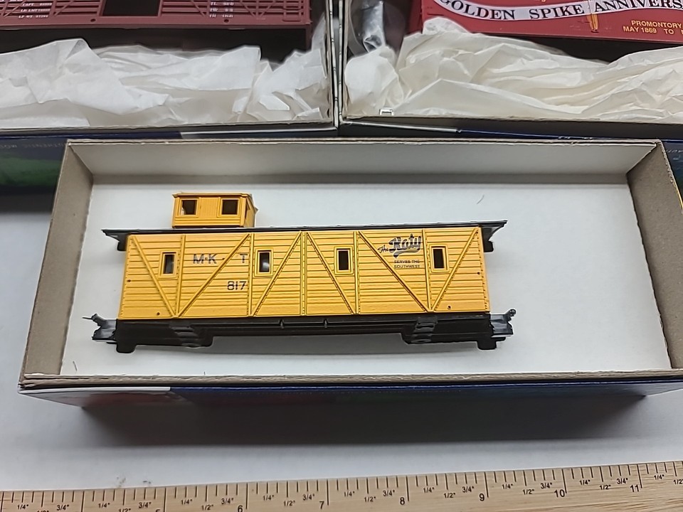 Lot Of 5 Roundhouse HO Kit Oldtime Reefer Tank Caboose Flat Stock Car ...