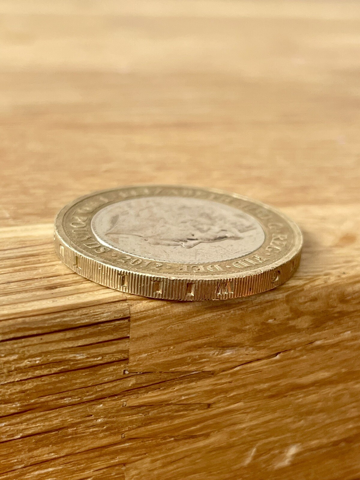 Charles Dickens 2 Pound Coin Letters Upside Down Circulated | eBay UK