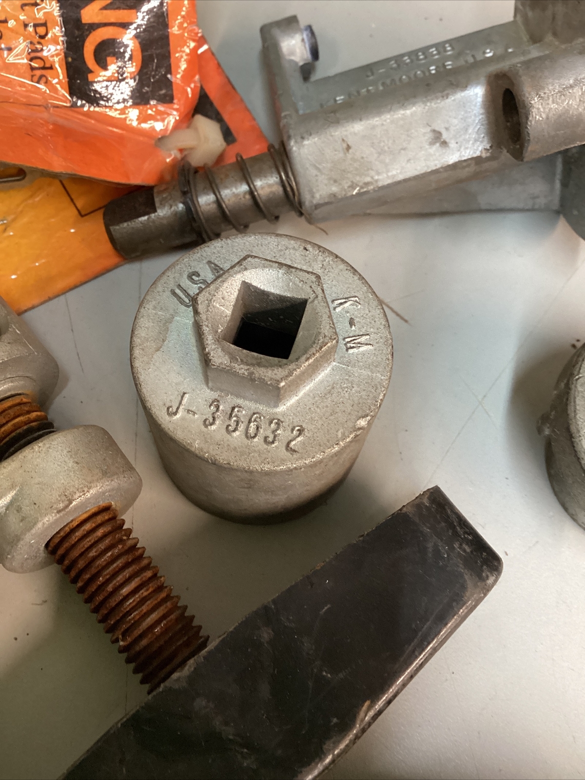 7 Kent Moore Specialty Tools j-33838,J-33732,J35632,J-37134-2,J-43625-1 ...