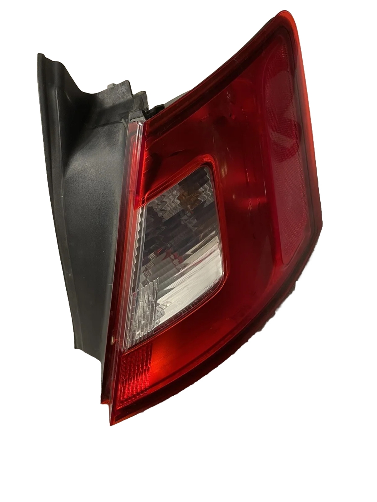 2010-2012 Ford Taurus Passenger Side Outer Tail Light Assembly | Red ...