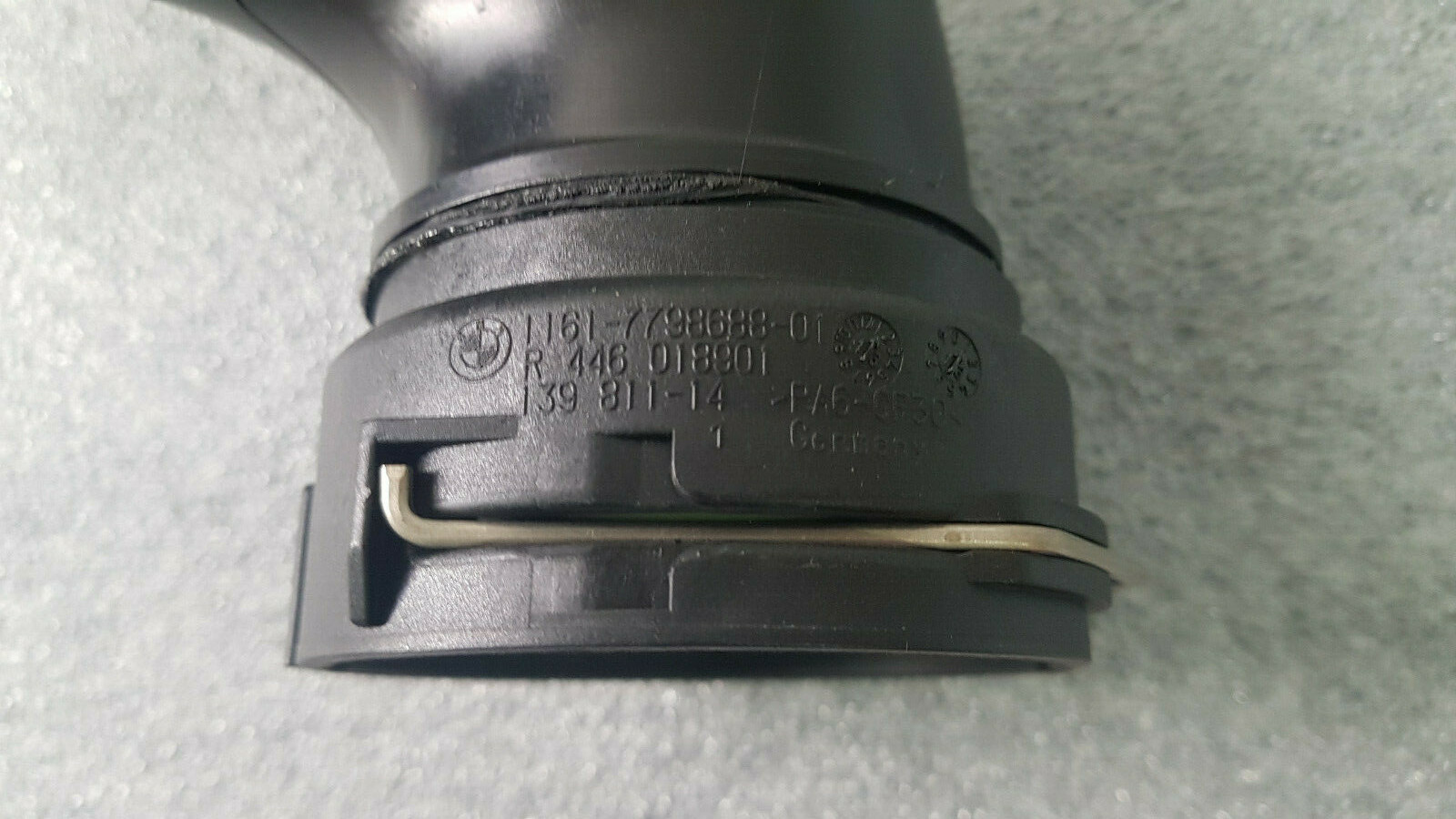 NEW GENUINE BMW 3 SERIES E90 E91 CHARGE AIR LINE 11617805437 7805437 | eBay