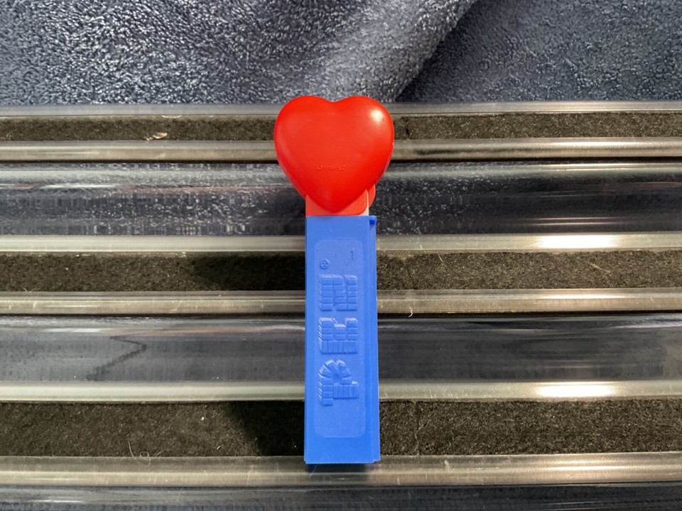 Pez USA Heart, Great Condition | eBay