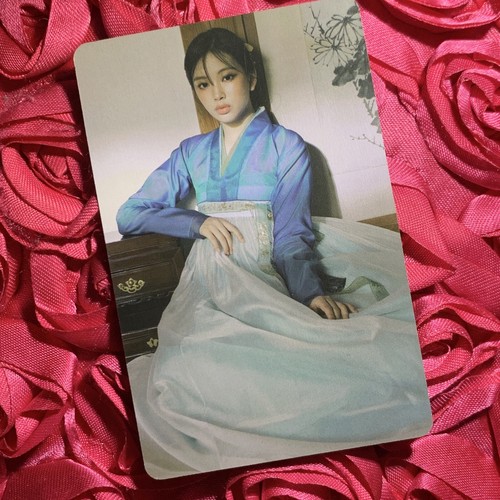 HYEIN NEWJEANS Korean Edition Celeb K-POP Girl Photo Card Hanbok Blue 1 ...