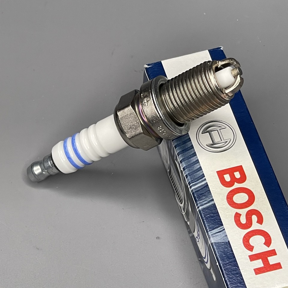 8 Pcs OE Germany Yttrium Spark Plug For Audi R8 S8 BMW 745i X3 Toyota ...