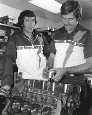 Driver Darrell Waltrip engine builder Robert Yates chat DiGard rac- Old ...