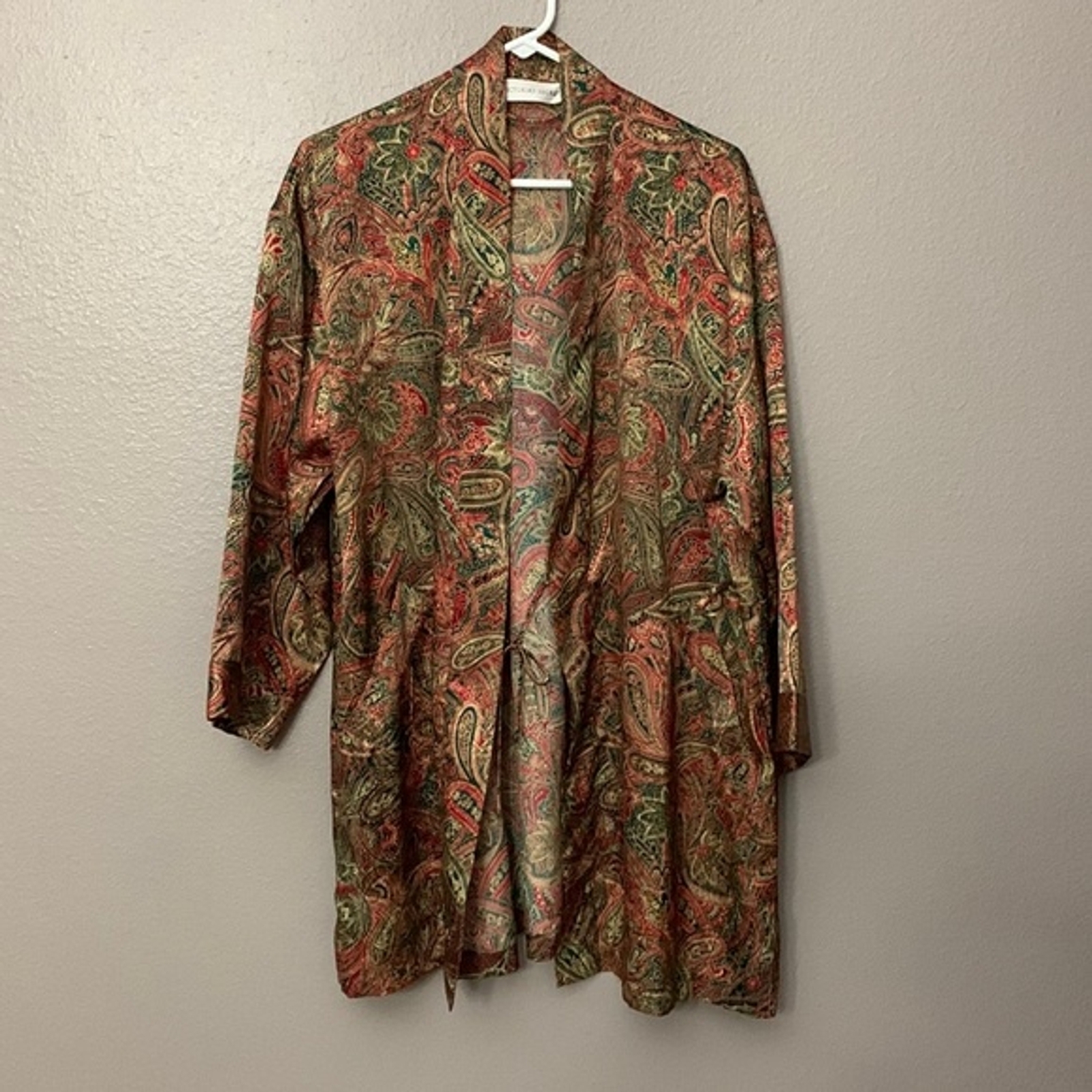 Vintage Victoria’s Secret paisley print robe red gree… - Gem