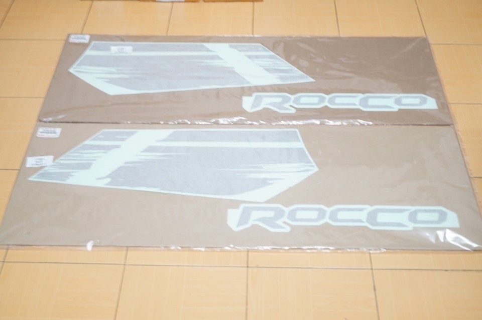 TOYOTA HILUX REVO ROCCO SERIES 2018 BODY DECAL DARK STICKER SET LH+ RH ...