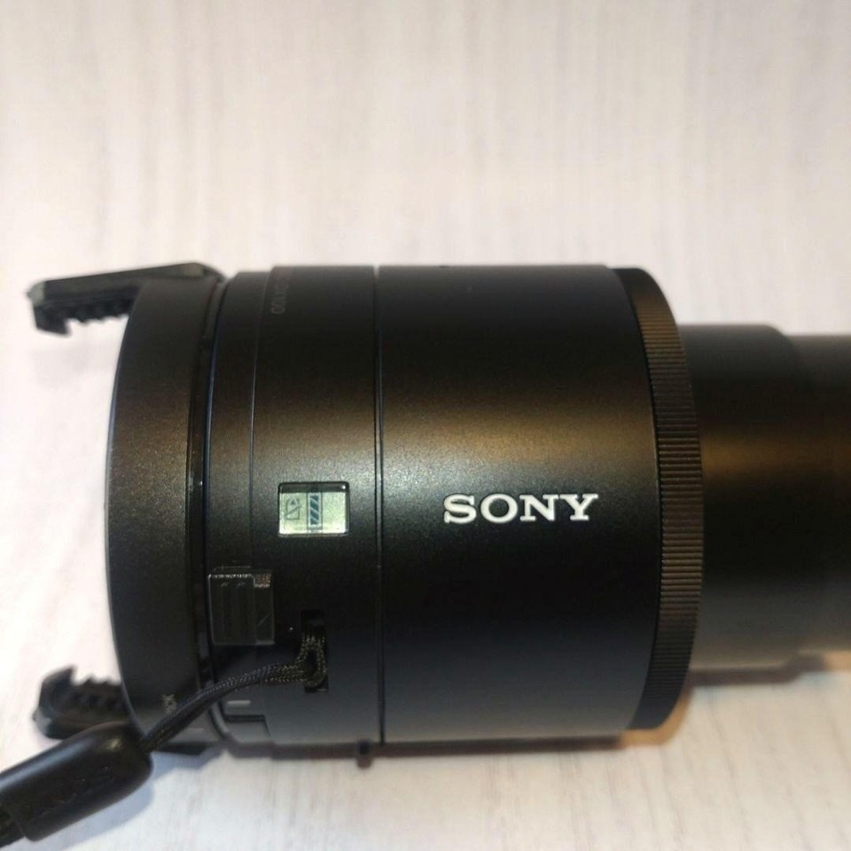 [Working] Sony Cyber-shot DSC-QX100 Lens-Style Camera w/ Dock Box From ...