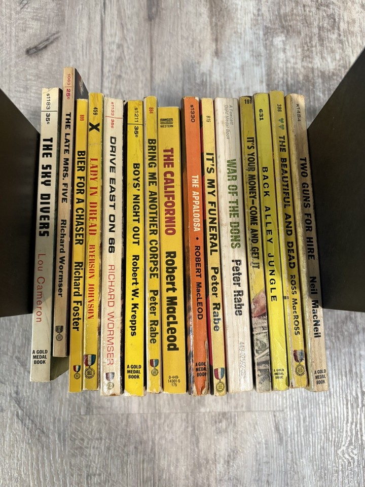 Fawcett Gold Medal Book Lot #2 - 15 Pulp Fiction Paperbacks | eBay