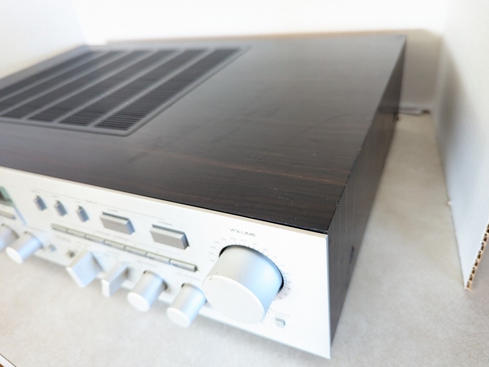 Yamaha R-1000 200W Stereo Receiver In Working Condition Good Shape | eBay