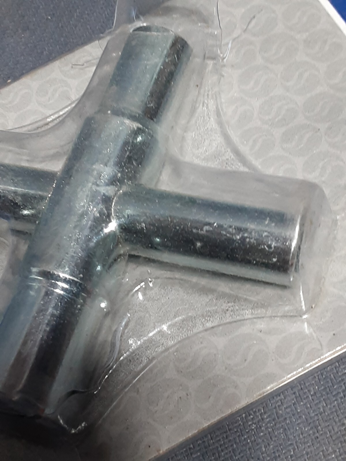 Jones Stephens Corp. J40-005 4-way Lawn Faucet Key for sale online | eBay