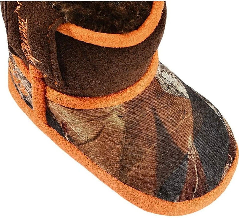 DBL Barrel Unisex Infant Mossy Oak Camouflage Fur Lined Slip-on Bootie ...