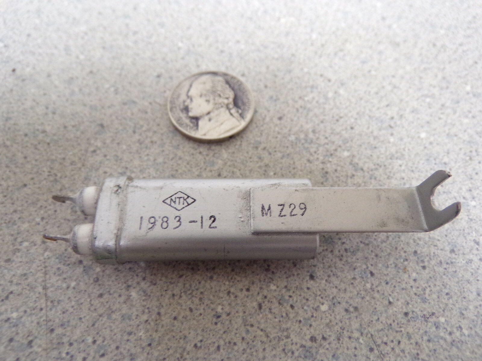 NEW NTK 1983-12 SB-1 .1UF 500VDC 200 Ohms Capacitor *FREE SHIPPING* | eBay