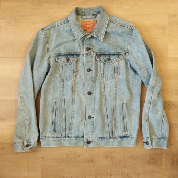 Levis Light Stonewash Jacket | Shelly Lighting