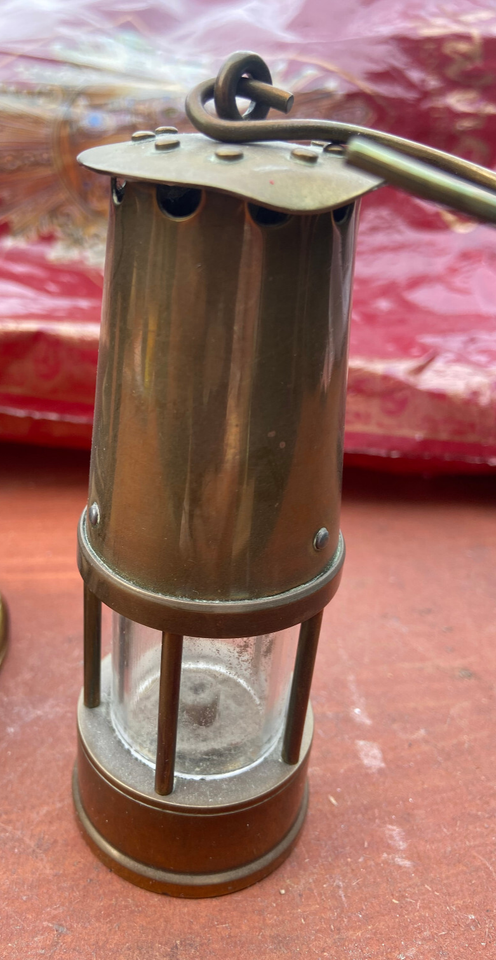 Brass Minor With Lamp Beautiful Two Piece Brass Set. Minor 7". Lamp 5 ...