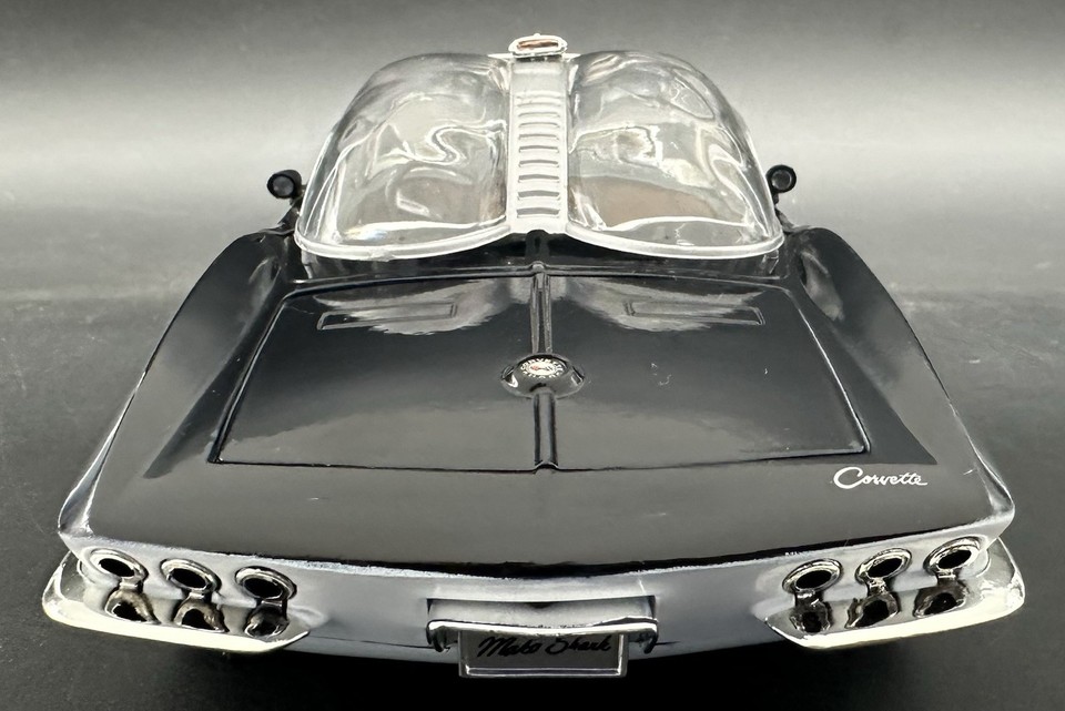 1961 Corvette Maco Shark 1:18 Scale Die Cast Car Model Convertible ...