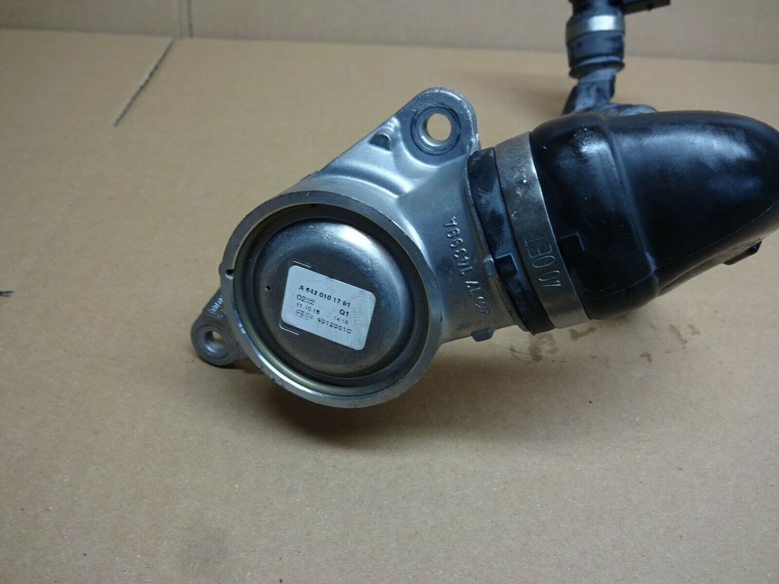 Kurbelgehäuseentlüftung Entlüftung Mercedes A6420101791 A6420101291 ...