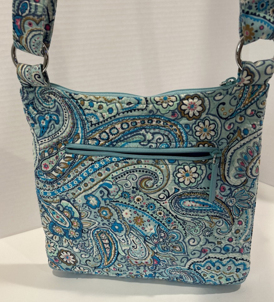 VERA BRADLEY Blue Daisy Dot Paisley Purse | eBay