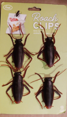 SET OF 4 NOVELTY ROACH CLIPS POTATO CHIP BAG CLIPS NEW FUN GAG GIFT ...