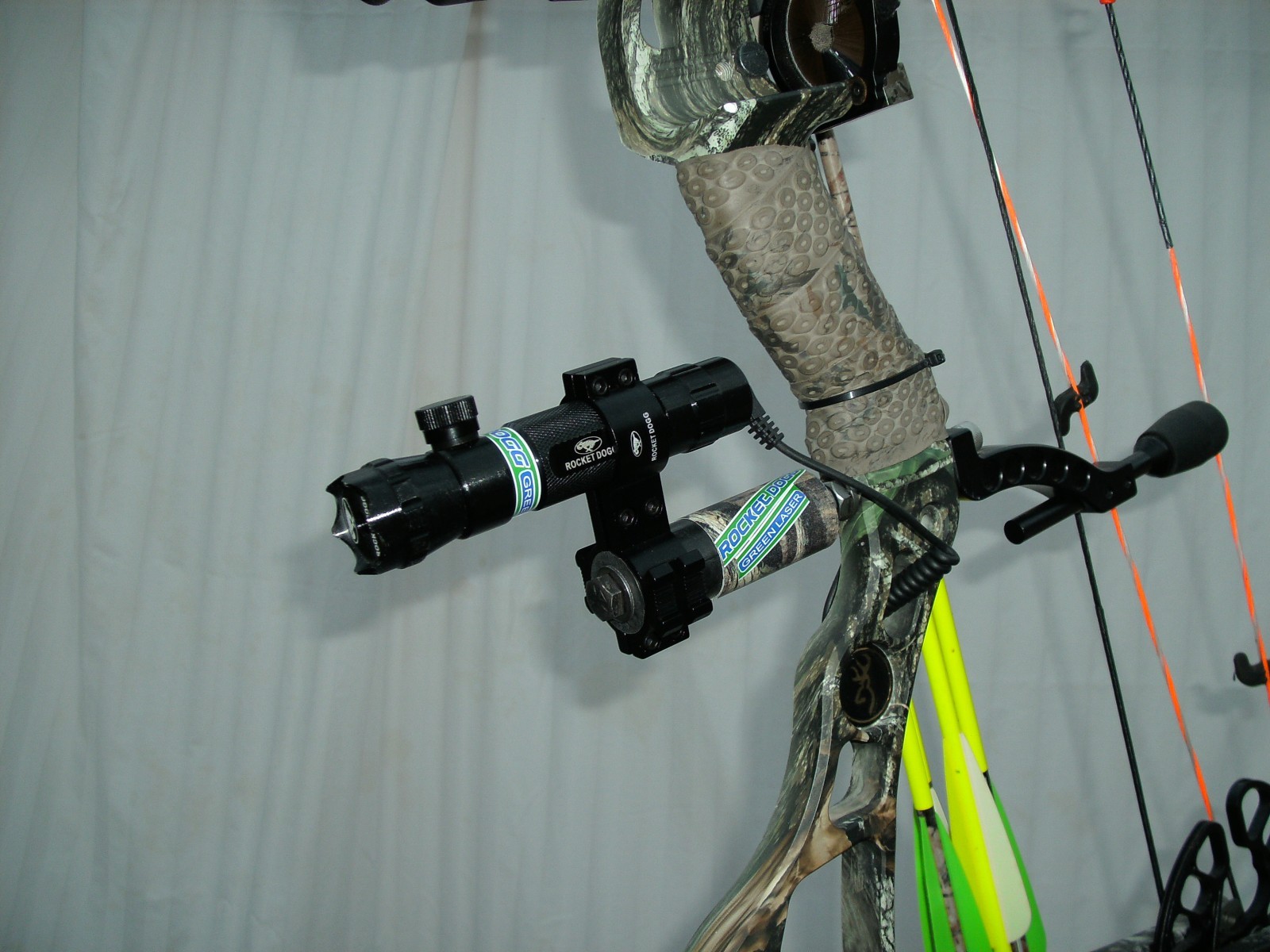GREEN laser bow sight, Mathews, Hoyt, Browning, PSE, any bow with ...