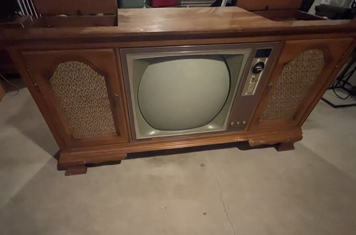 Vintage RCA Victor Color Console TV Turntable & Radio | eBay