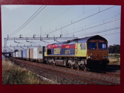 PHOTO BR DIESEL CLASS 66 LOCO NO 66714 CROMER LIFEBOAT | eBay UK
