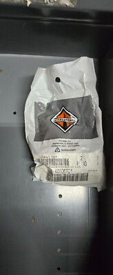 GENUINE NEW OEM INTERNATIONAL OIL DRAIN PLUG 688067C1 | eBay