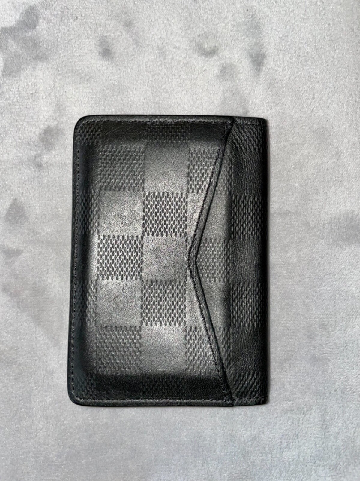 louis-vuitton mens wallet black leather - Gem