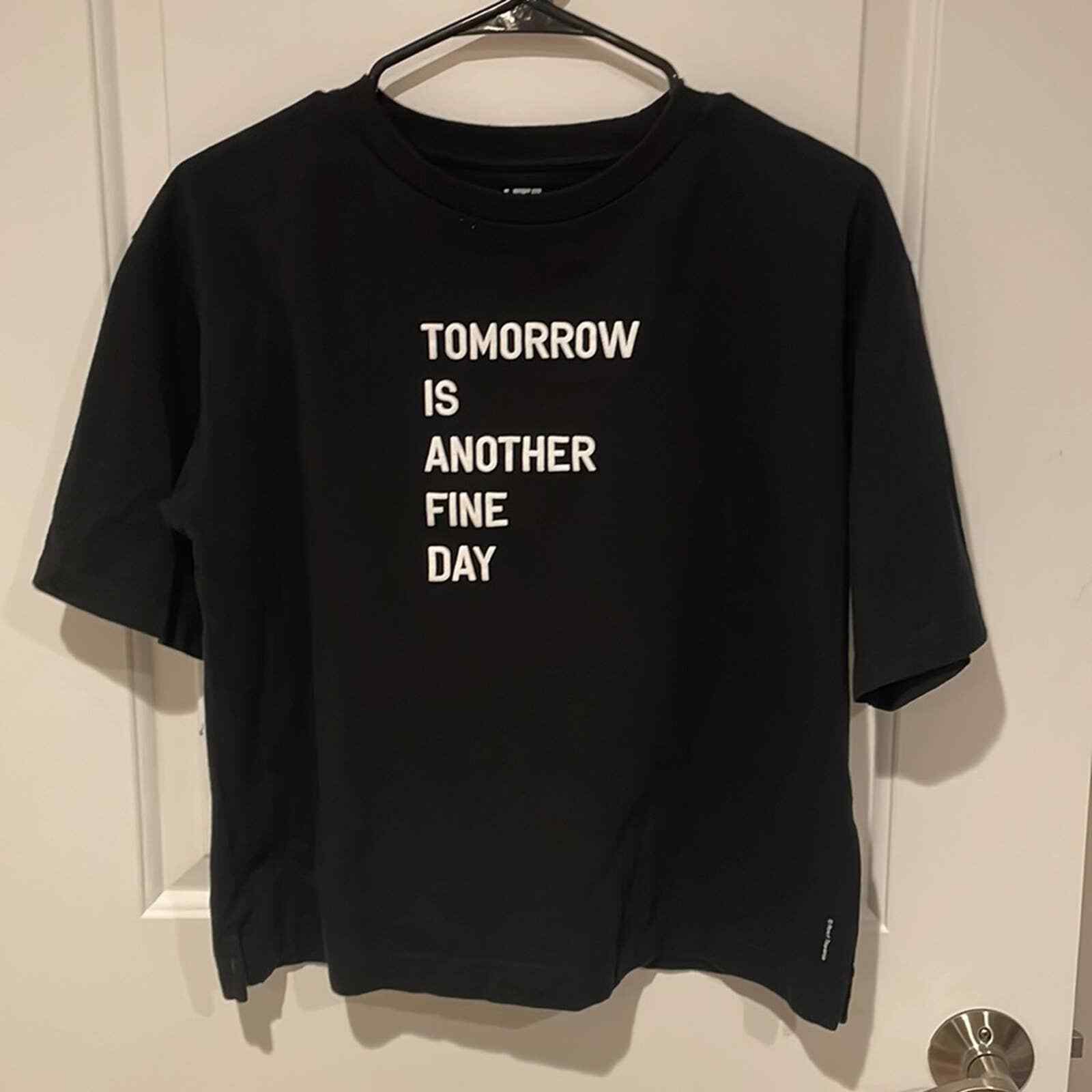 Uniqlo x MoMA museum of modern art special ed. text m… - Gem