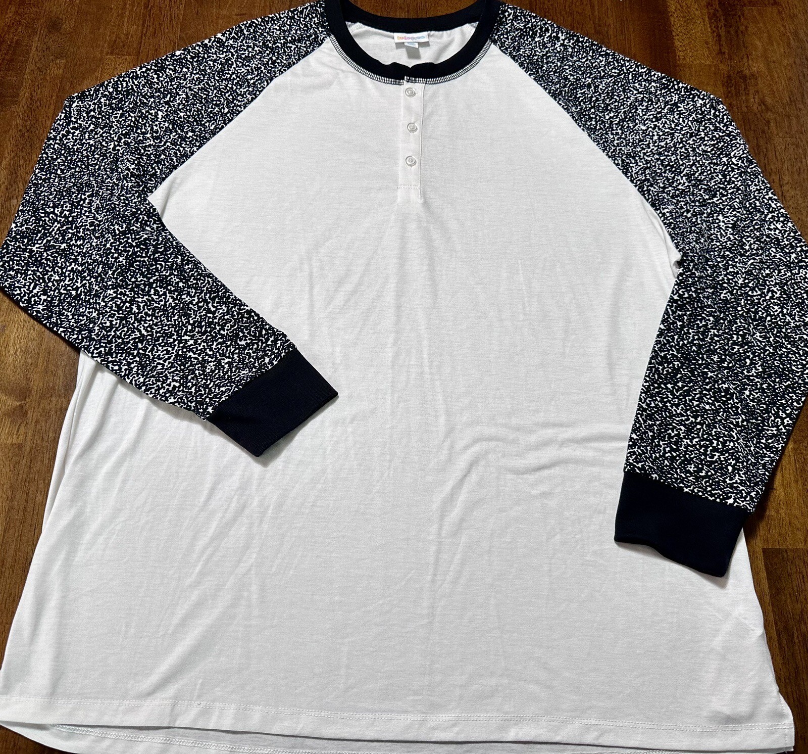 LuLaRoe MARK Men Women 2XL Henley Raglan Black White Composition Marble ...