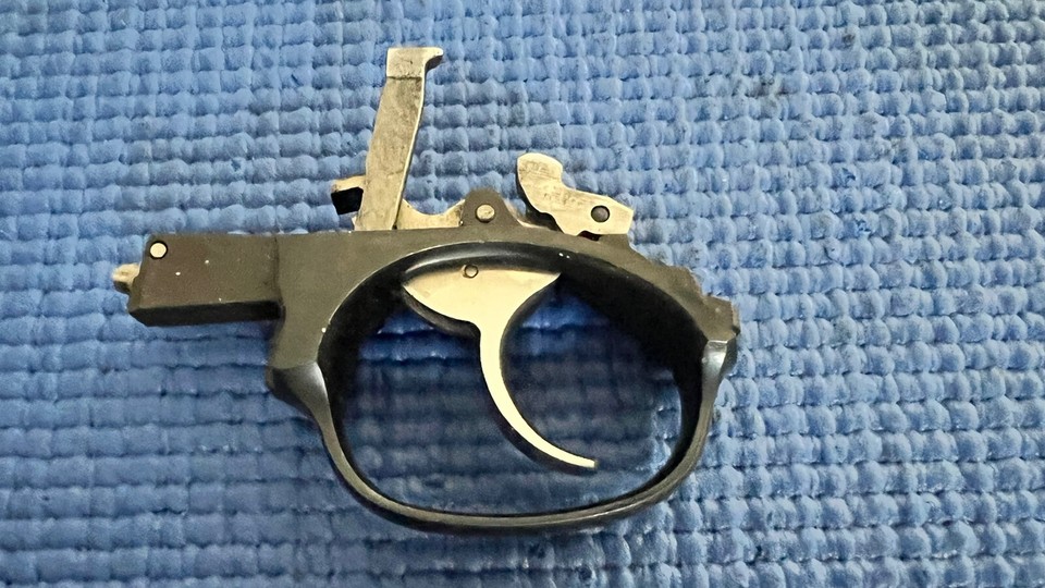 Ruger GP 100 357 Magnum Trigger Assembly Nice See Pics | eBay