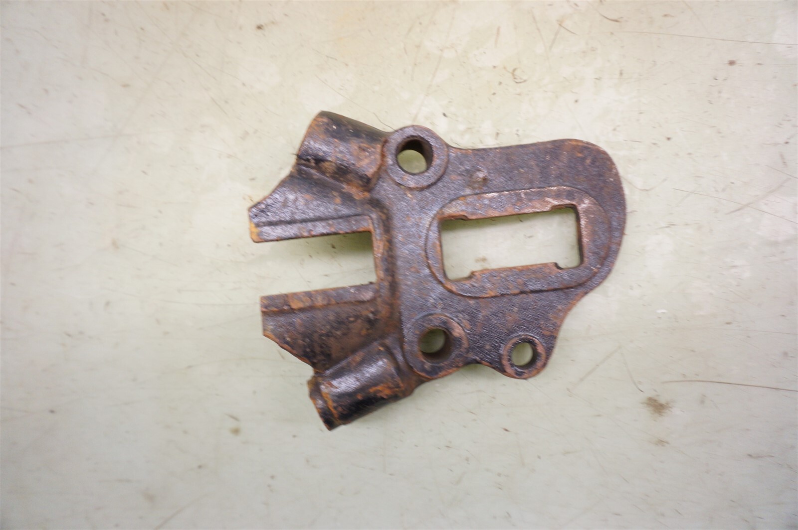 Harley Left OEM Axle Plate Knucklehead Panhead OEM L4 7 1947-1948 *TZ23 ...