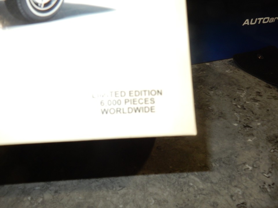 AUTOart 1/18 Chevrolet Corvette 1963 C2 Stingray Coupe (Midnight Blue ...