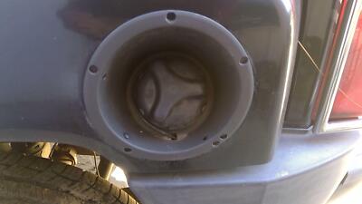 06 HUMMER H3 Fuel Tank Door | eBay