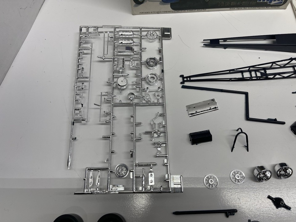 MPC Blue Streak Rear Engine Dragster Vintage Model Kit 1/25 Scale 1979 ...