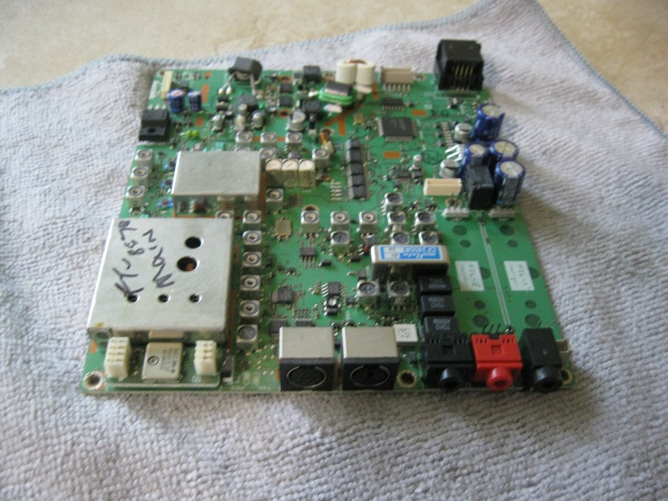 Yaesu FT-857D MAIN unit with DSP in Excellent shape and working as it ...