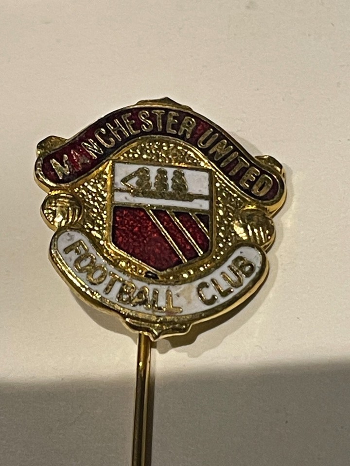 MANCHESTER UNITED FOOTBALL Enamel TIE Pin ENAMEL Badge | eBay UK