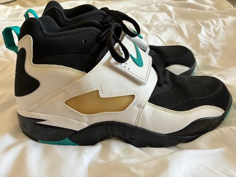 Deion Sanders Air Diamond Turf Football Shoes - Size 12 - Coolwater ...