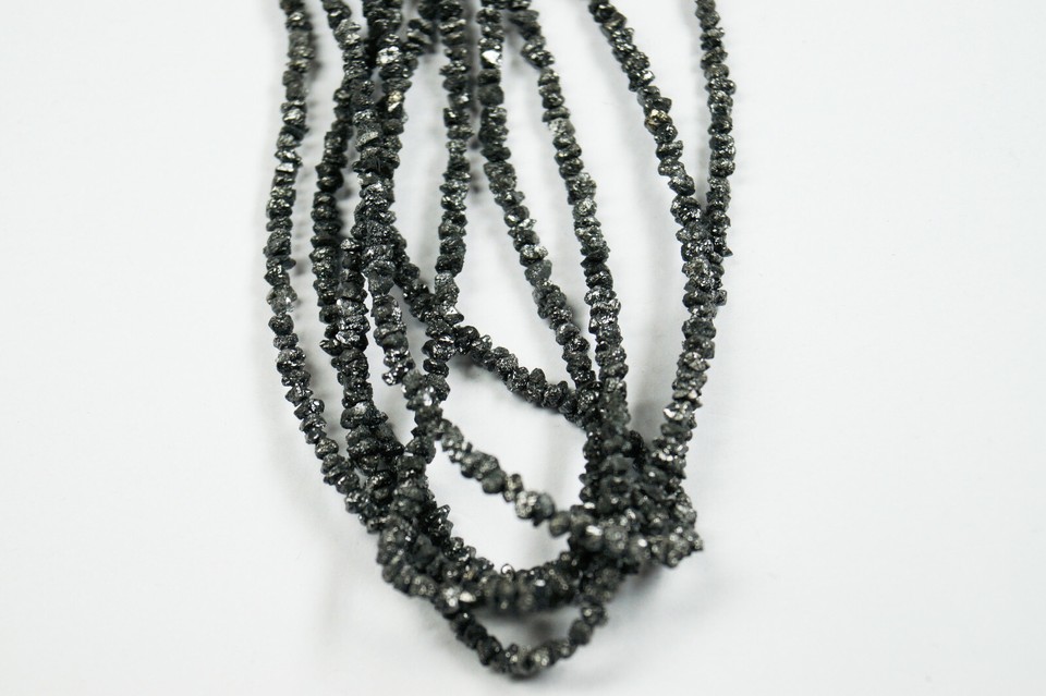 Collana di perle di diamanti grezzi neri naturali da 20 ct 16 pollici ...