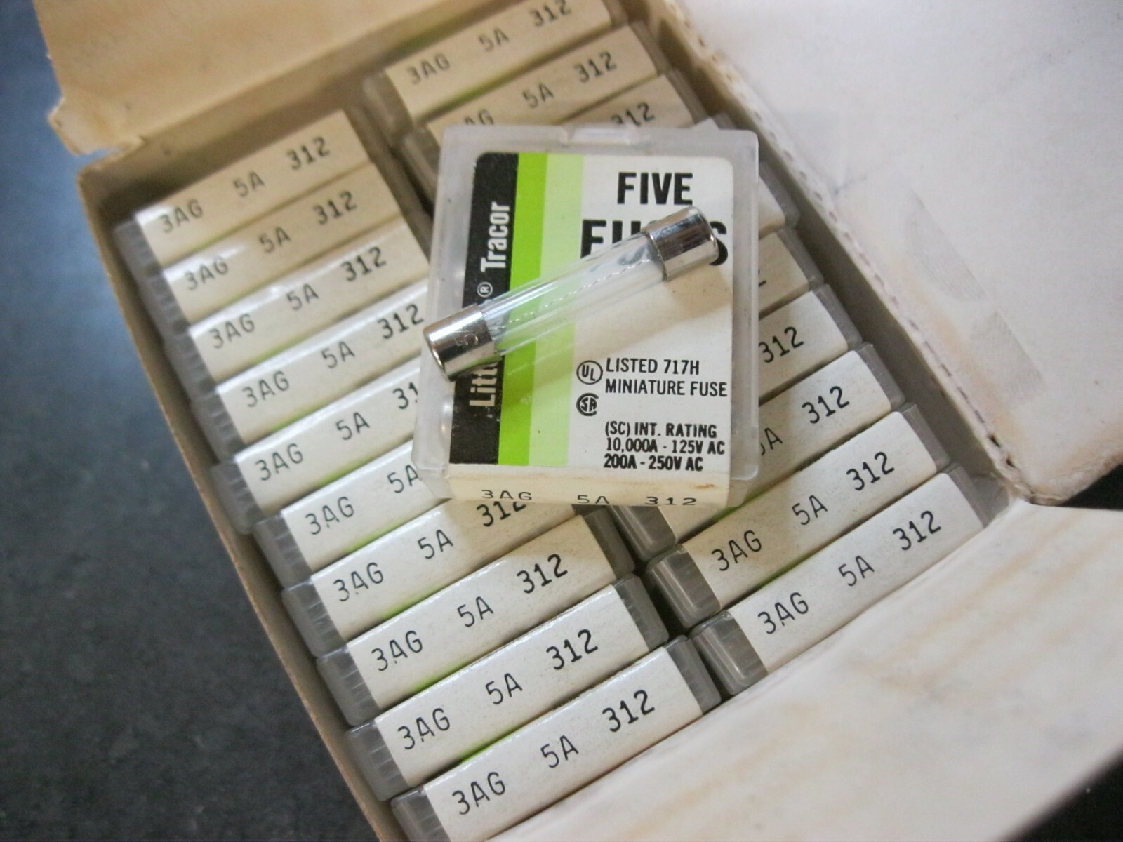 Lot OF 100 LITTELFUSE 3AG 5A FUSES 5 amp 250 volt 312005 | eBay