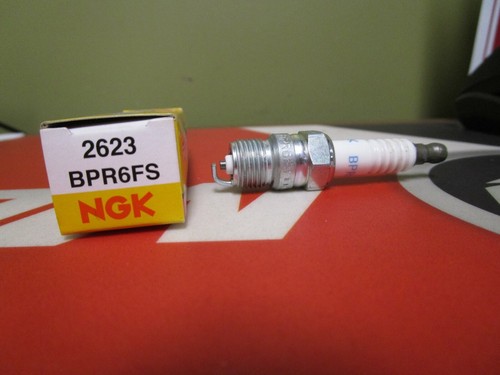 NEW NGK spark plug BPR6FS stock # 2623 | eBay