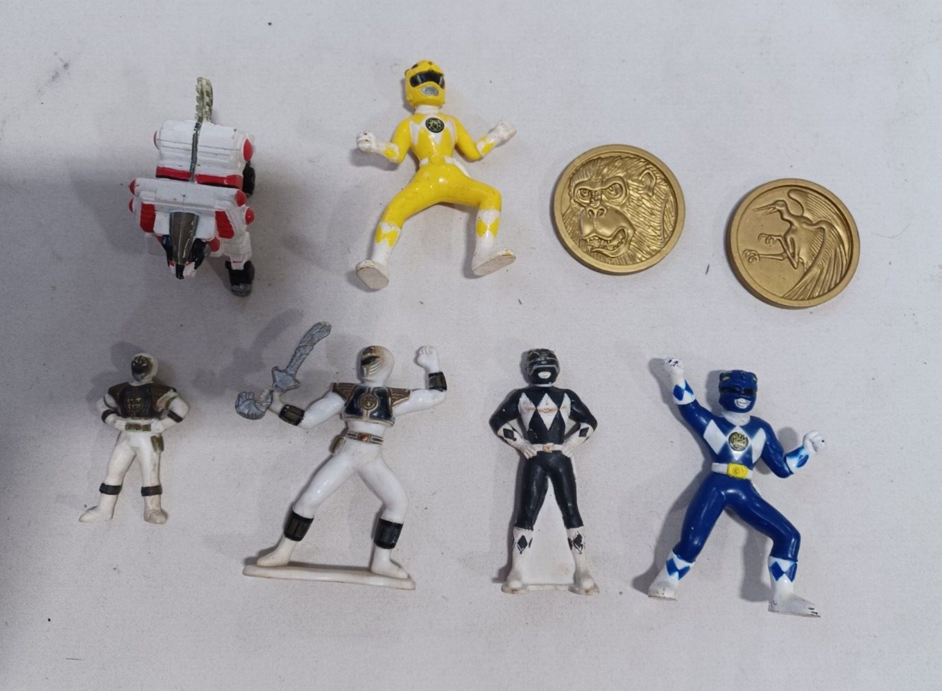 Lot of 6 Vintage Small Power Rangers Figures with 2 Coins | eBay