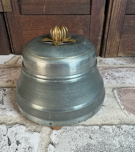 Vintage Aluminum Powder Puff Music Box Decorative Musical Powder Box ...