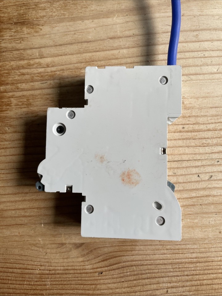Wylex 40A 30mA SPswN B Curve 6kA Type A AFDD RCBO | eBay