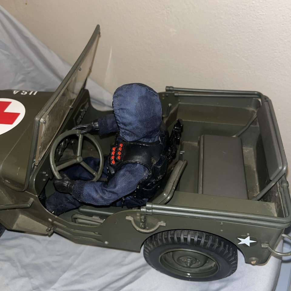 Vintage 1960s Formative GI JOE USA 20”Jeep Medic Original See Photos W ...